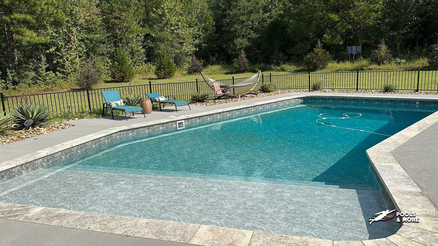 Vinyl Pools – Pools & More, Inc.